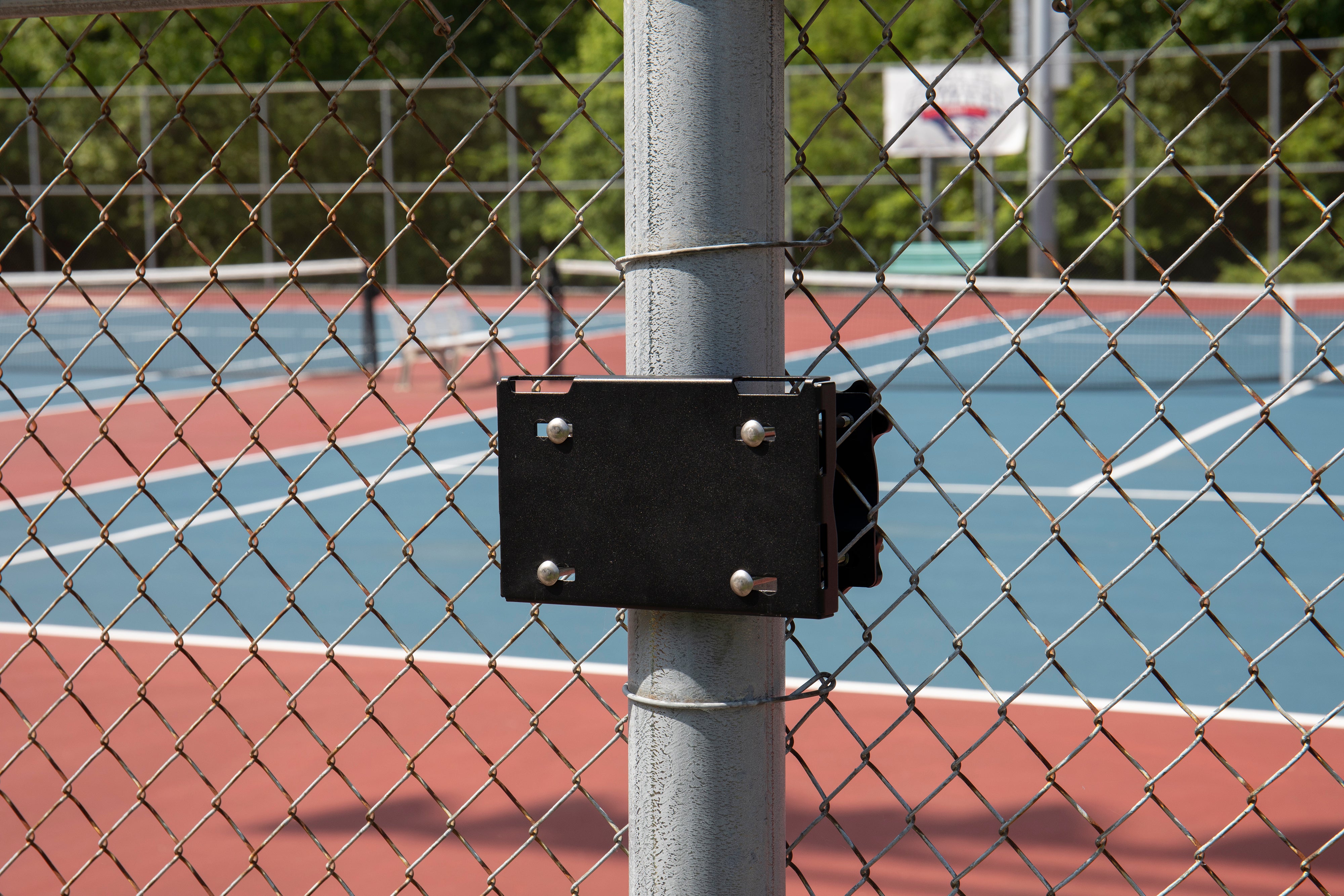 Silverback Youth Basketball Hoop | Children's Hoops – Goalrilla